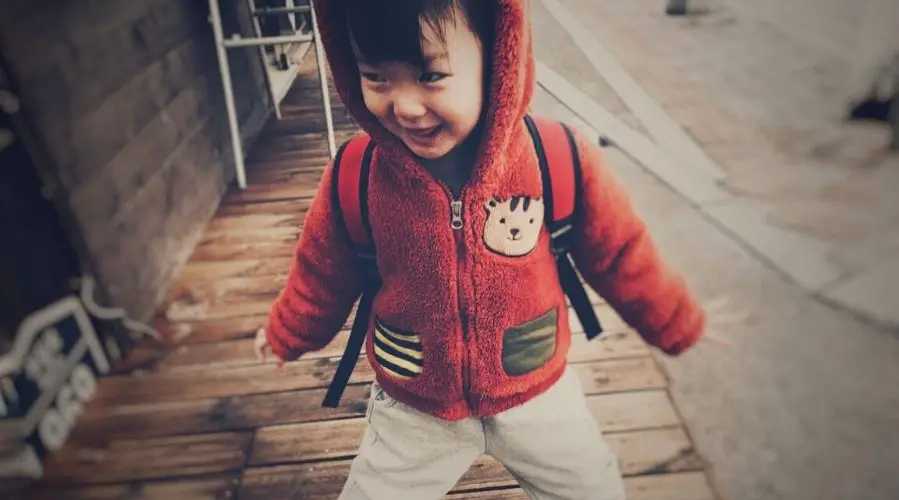 5 Gentle ways to raise an independent toddler - WeTheParents